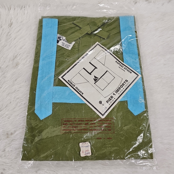 Pier 1 | Accessories | Vintage Nos Pier Imports Kappogi Apron Green ...